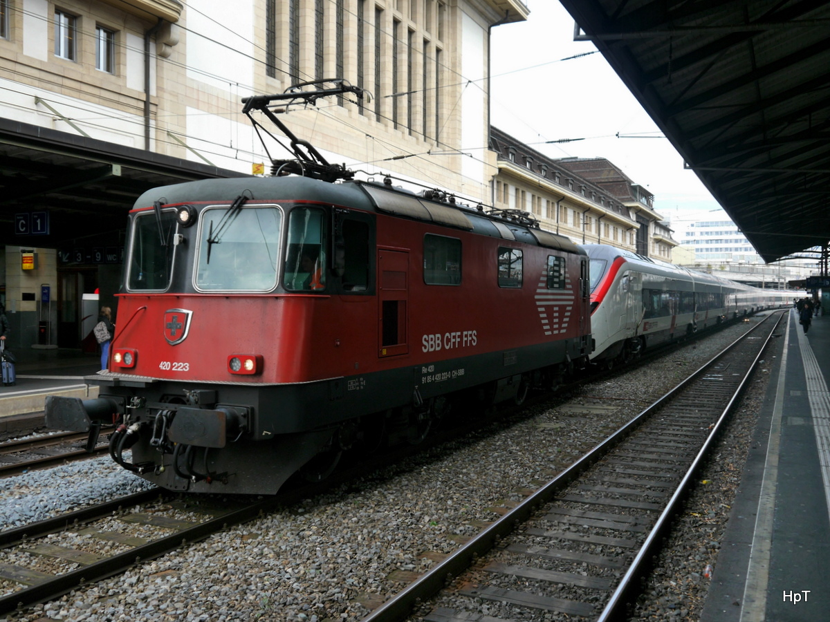 Re 4/4 II SBB LION | Re 420 modernisierte Variante Fotos - Bahnbilder.de