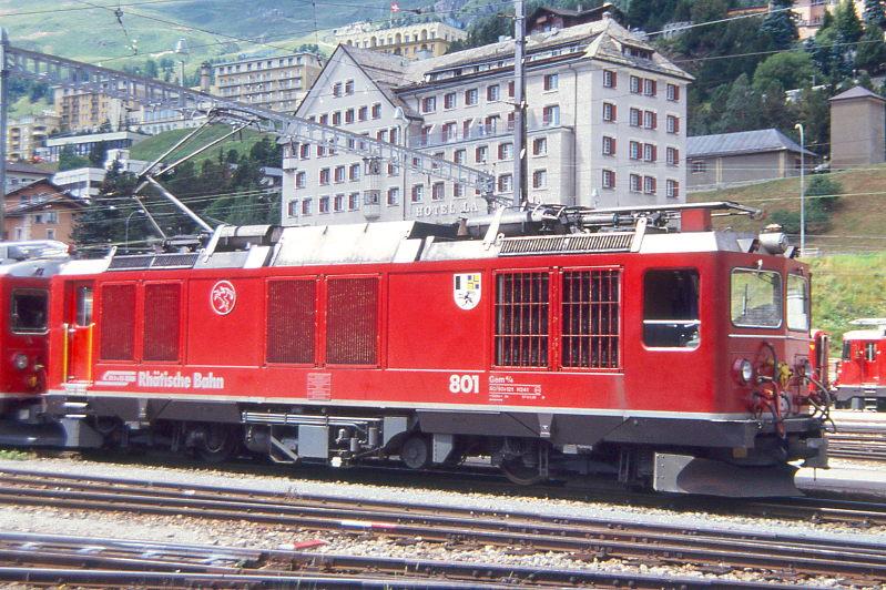 RhB - Gem 4/4 801 "STEINBOCK" am 12.08.1991 in St.Moritz - Zweikraftlokomotive - Baujahr 1968 ...