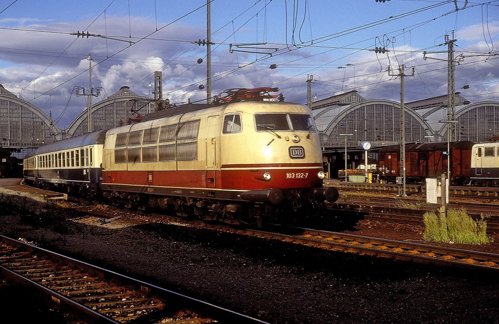 27 06 103