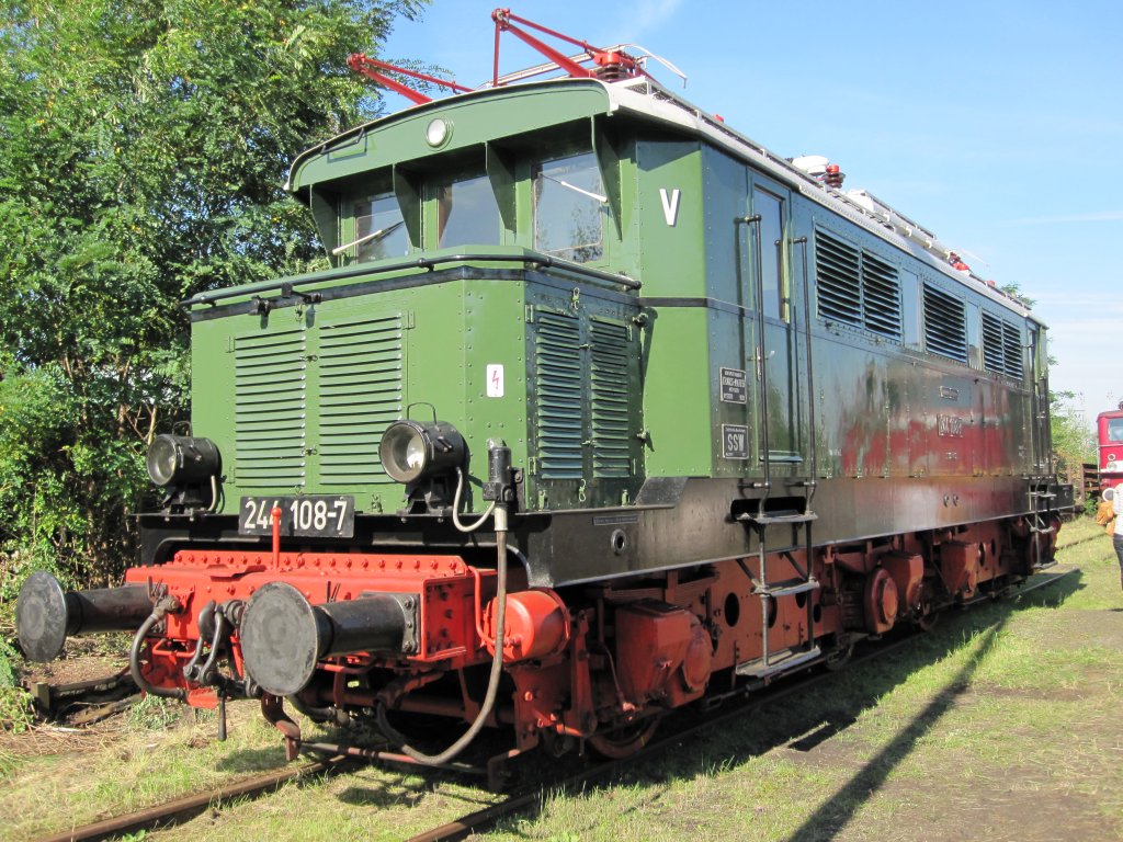 E 44 · Baureihe 144 · DR 244 Fotos (18) - Bahnbilder.de