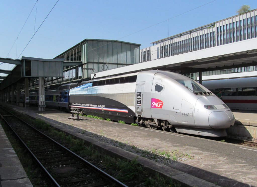 Der Weltrekord TGV-POS (574,8 km/h) steht am 20. August 2012 zur Fahrt nach Paris-Est im ...