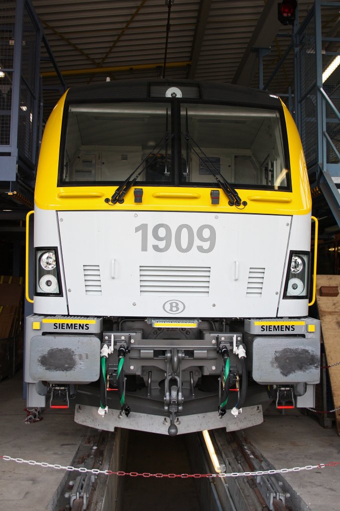 Die Belgische 1909 am 1.7.12 in Wegberg-Wildenrath. - Bahnbilder.de