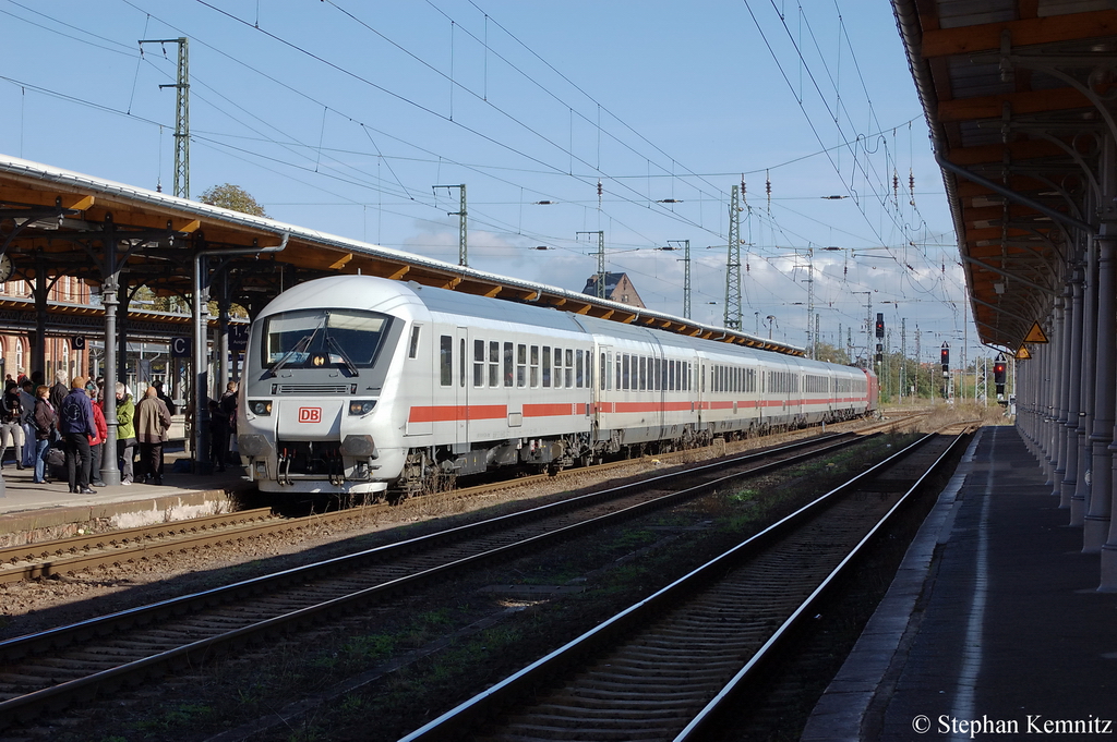 IC 2038 von Leipzig Hbf nach Oldenburg(Oldb) bei der Durchfahrt in Stendal - Bahnbilder.de