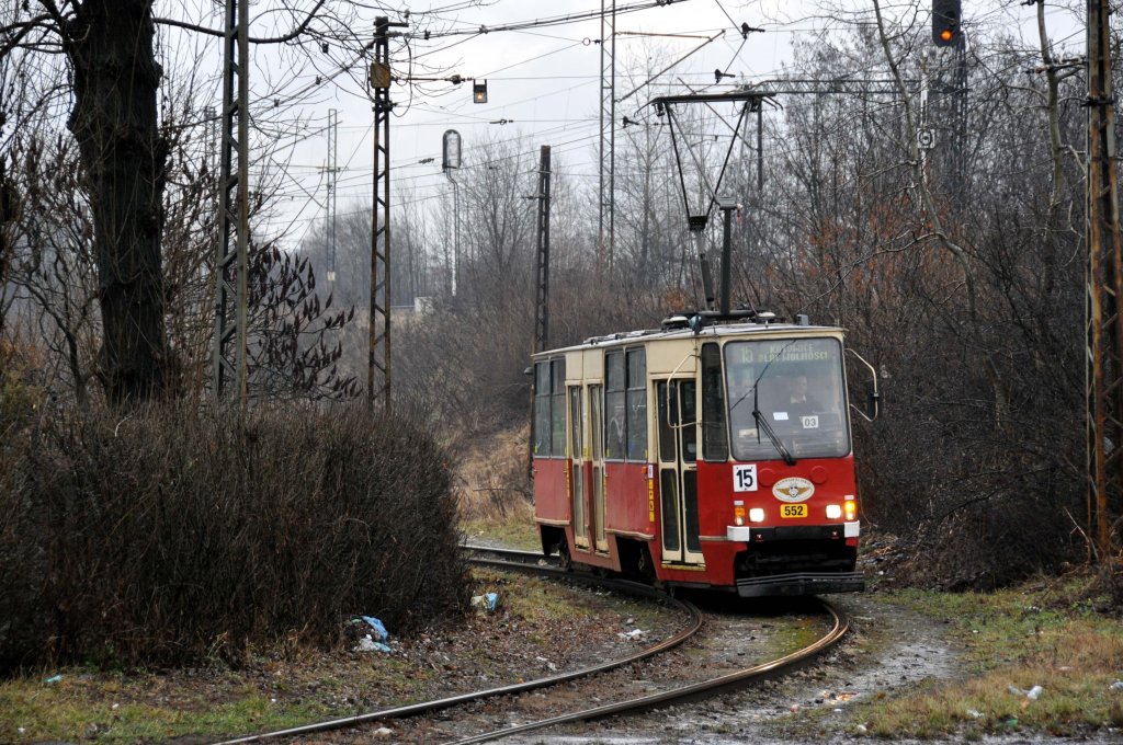 Konstal 105Na Wagen: 552 in Katowice Szopienice (04.01.2012) - Bahnbilder.de
