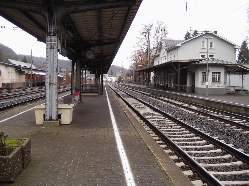 Sicht auf den Bahnhof Linz(Rhein). - Bahnbilder.de