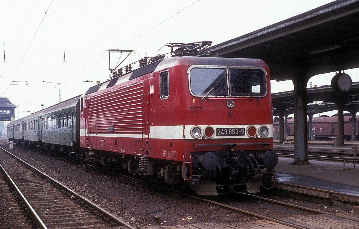 6 143 Baureihe 143 · DR 243 Fotos (63) - Bahnbilder.de