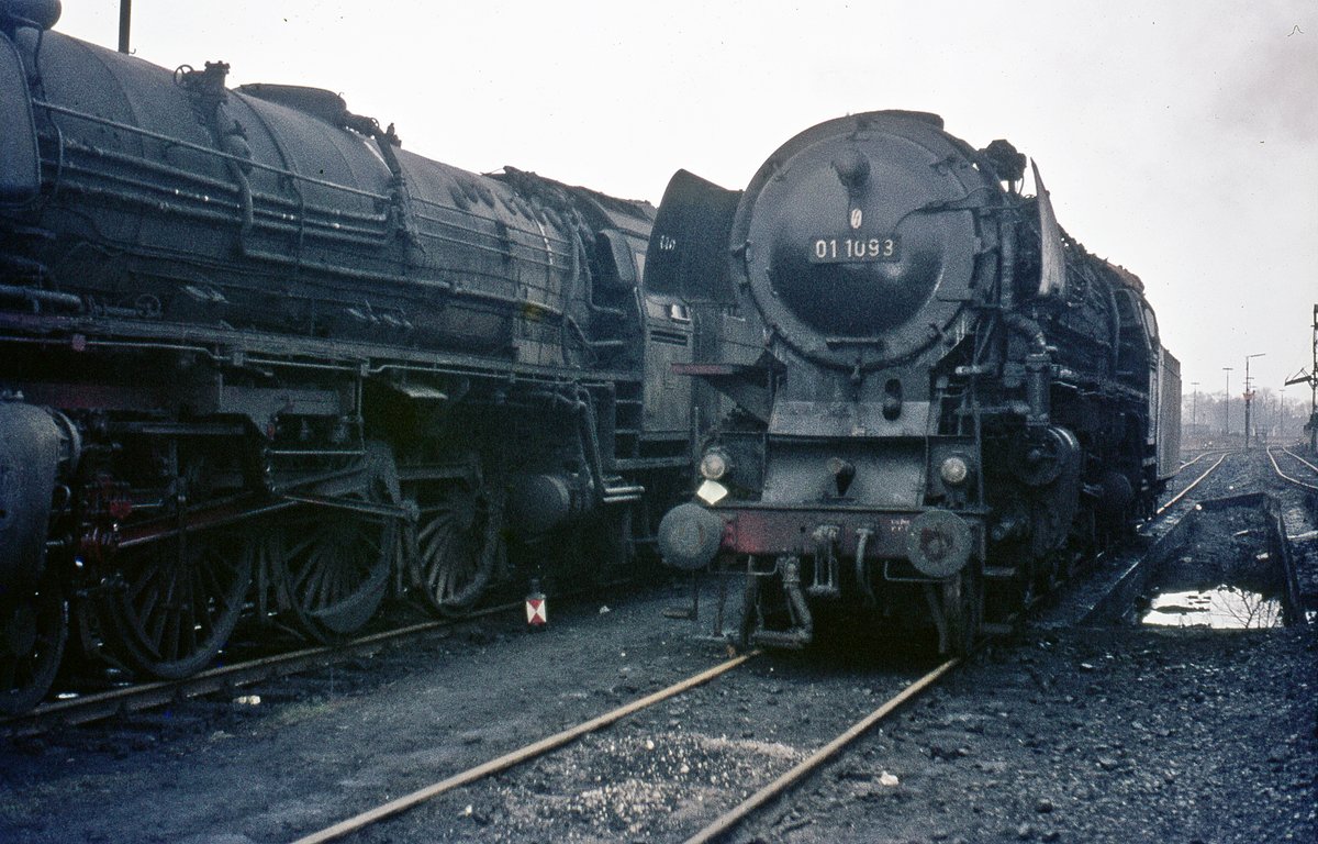 Baureihe 01.10 | DB 011 | DB-Umbau Fotos - Bahnbilder.de