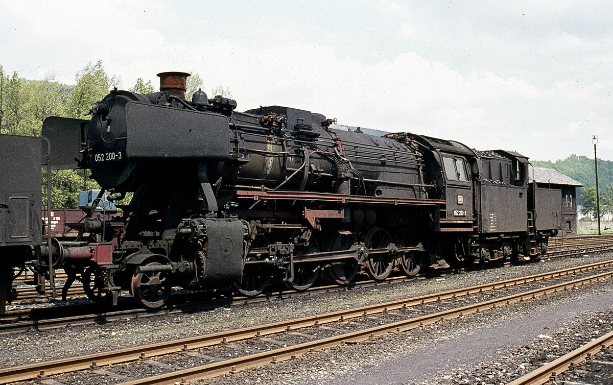 052 200 ausgem. abgestellt - Bahnbilder.de