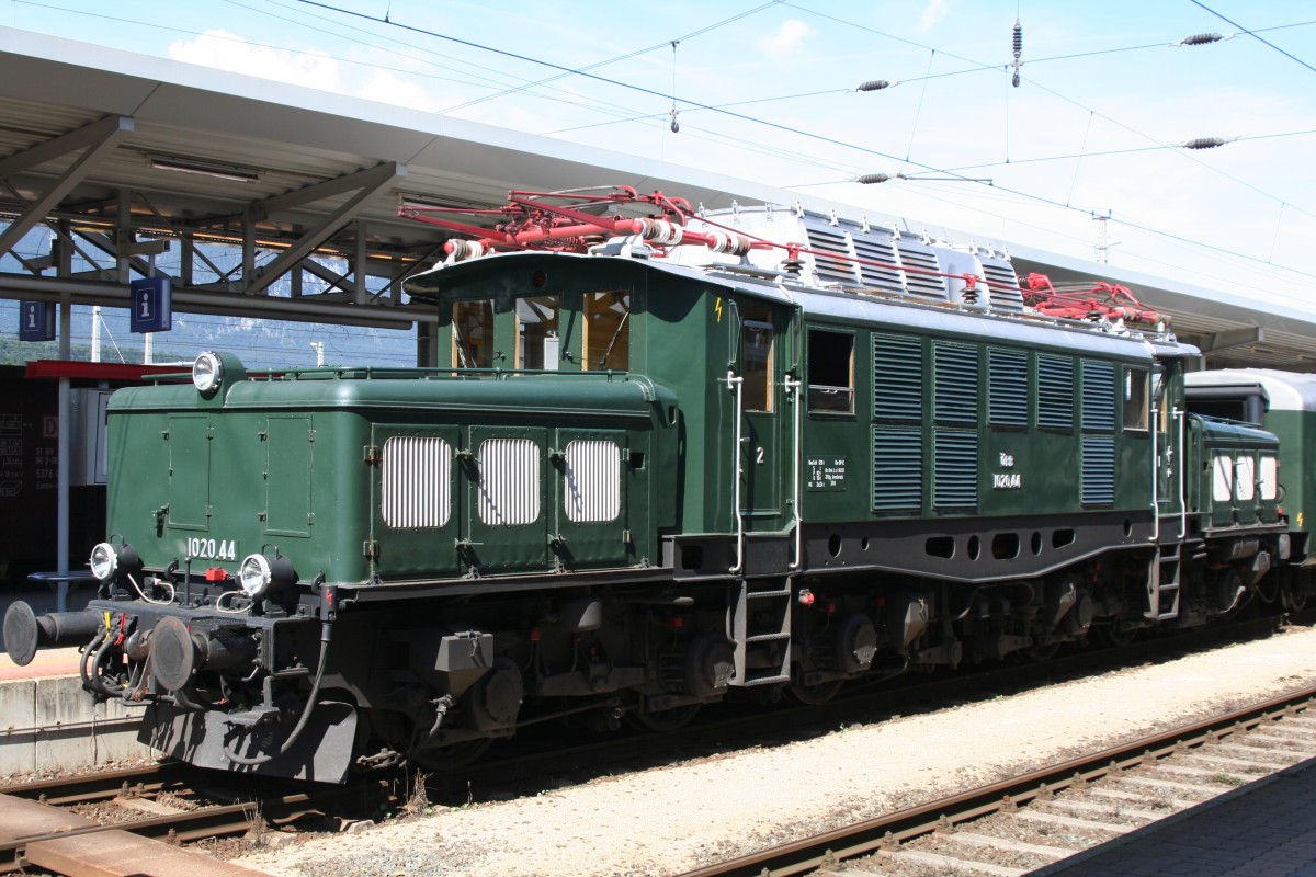 1020.44 Wörgl Hbf 26.08.2008 - Bahnbilder.de