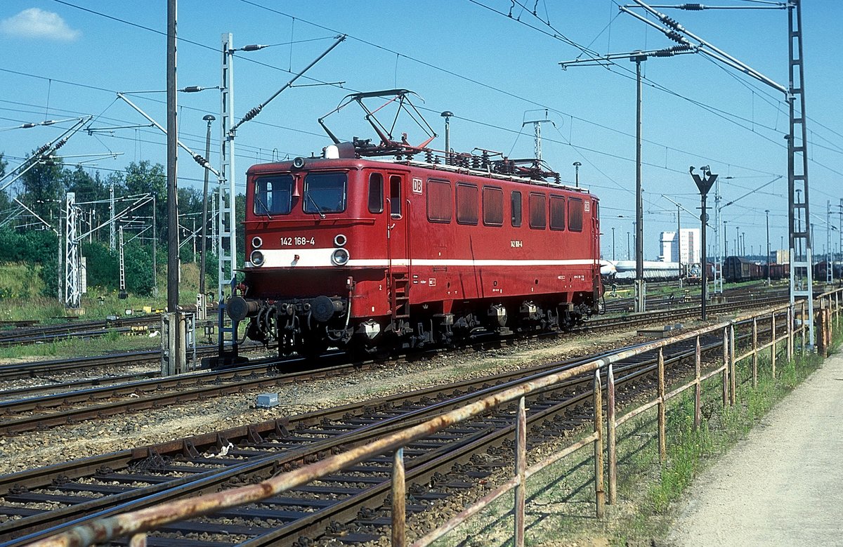 6 142 Baureihe 142 · DR 242 · DR E 42 Fotos (9) - Bahnbilder.de