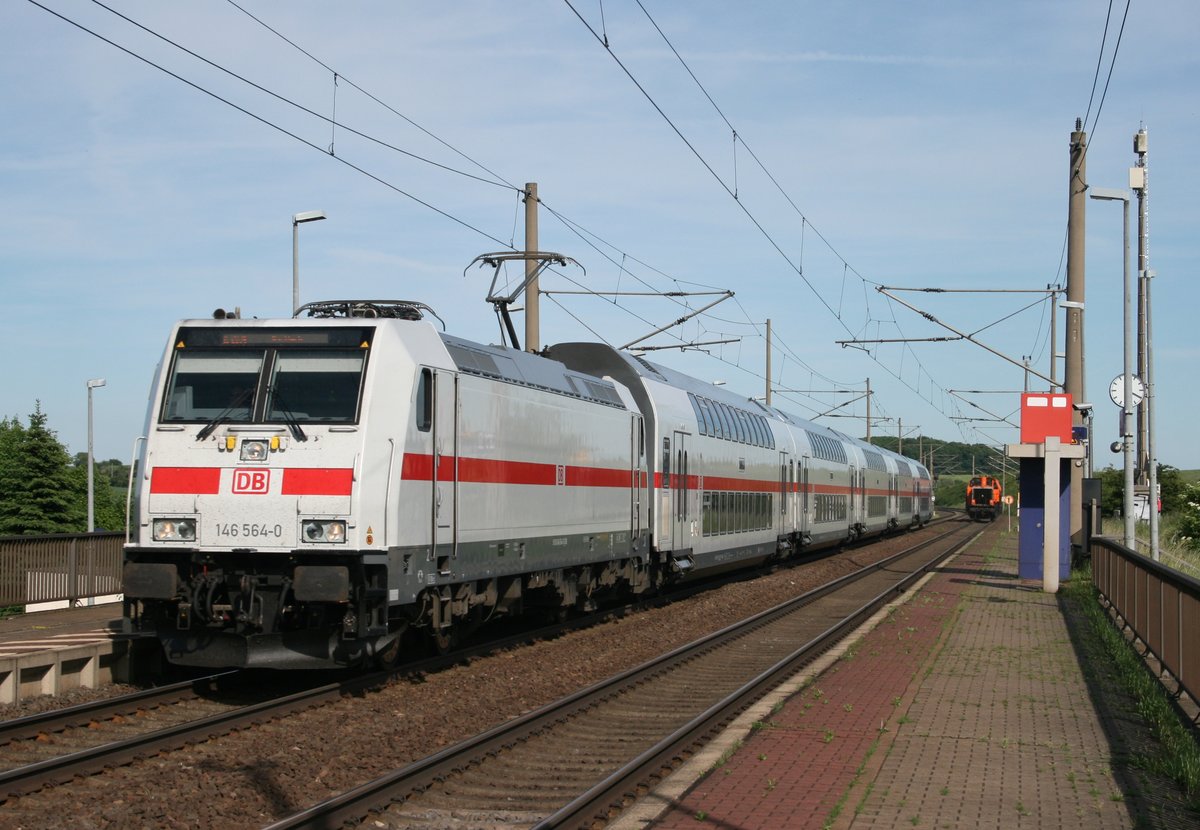 146 564 mit IC 2034 (Leipzig Hbf–Norddeich) am 01.06.2017 in Ovelgünne - Bahnbilder.de