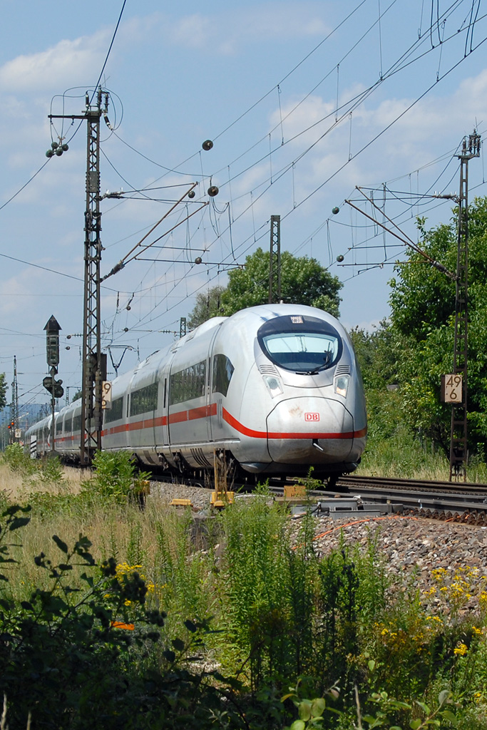 ICE 3 Baureihe 407 · 5 407 ·Velaro D· Fotos (8) - Bahnbilder.de
