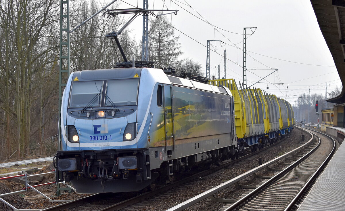 ČD Cargo a.s., Praha [CZ] mit ihrer sehr schön gestalteten "388 010-1" [NVR-Nummer: 91 54 7388 ...