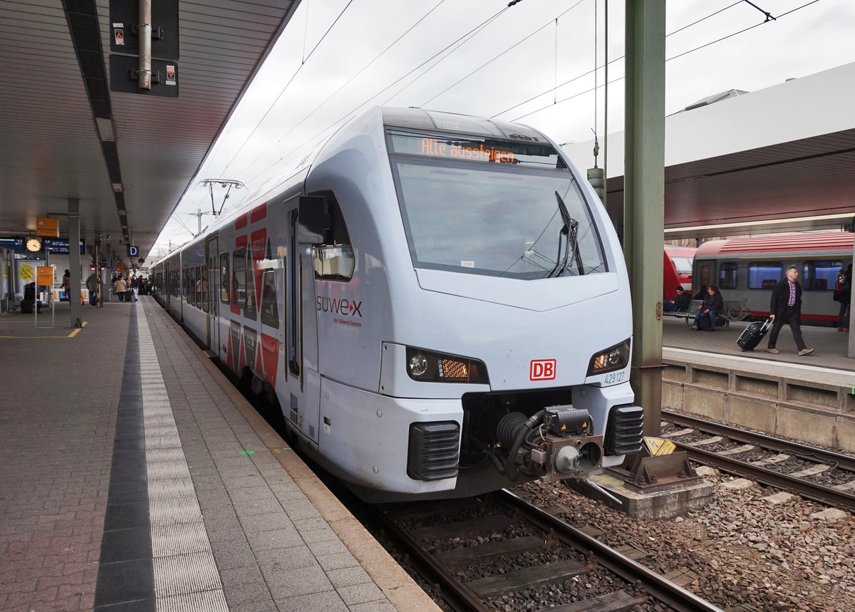 429 127 "SÜWEX" als RE 4497 (Mainz Hbf - Worms Hbf - Mannheim Hbf), am 28.3.2016 in Mannheim Hbf ...