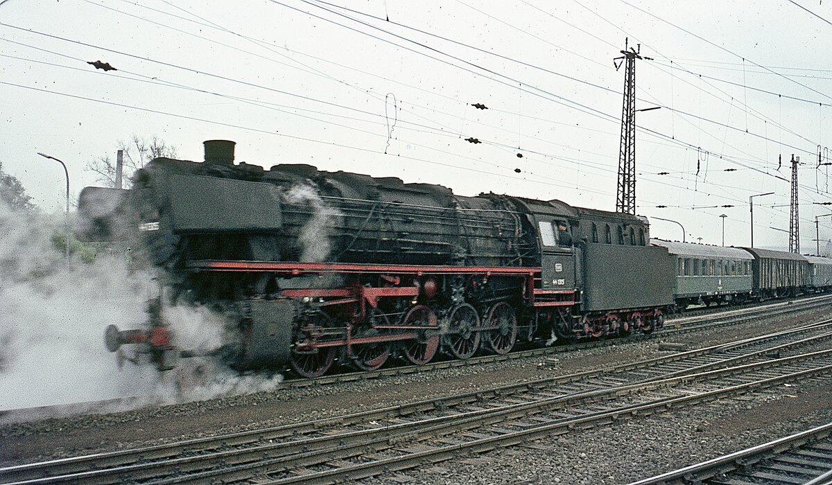Baureihe 44 · DB 044 · DR 44.0-2 Fotos (3) - Bahnbilder.de