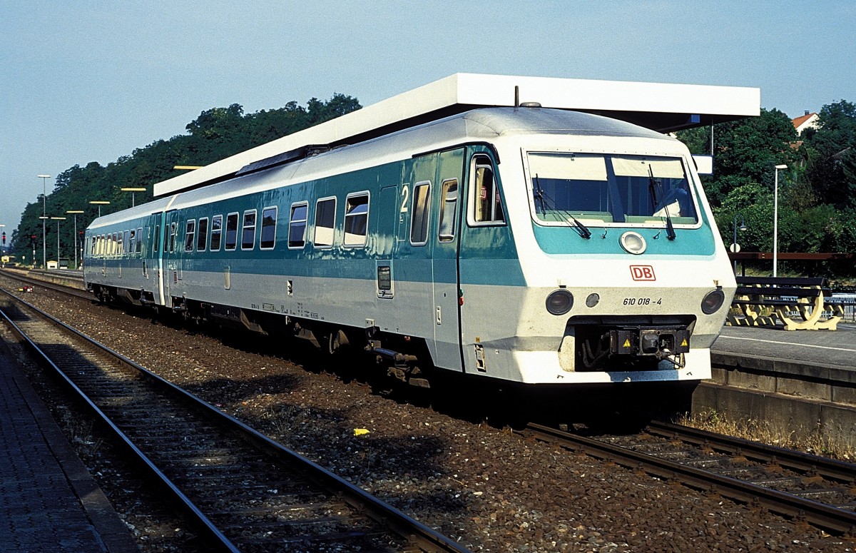 610 018 Hersbruck 01.08.94 - Bahnbilder.de