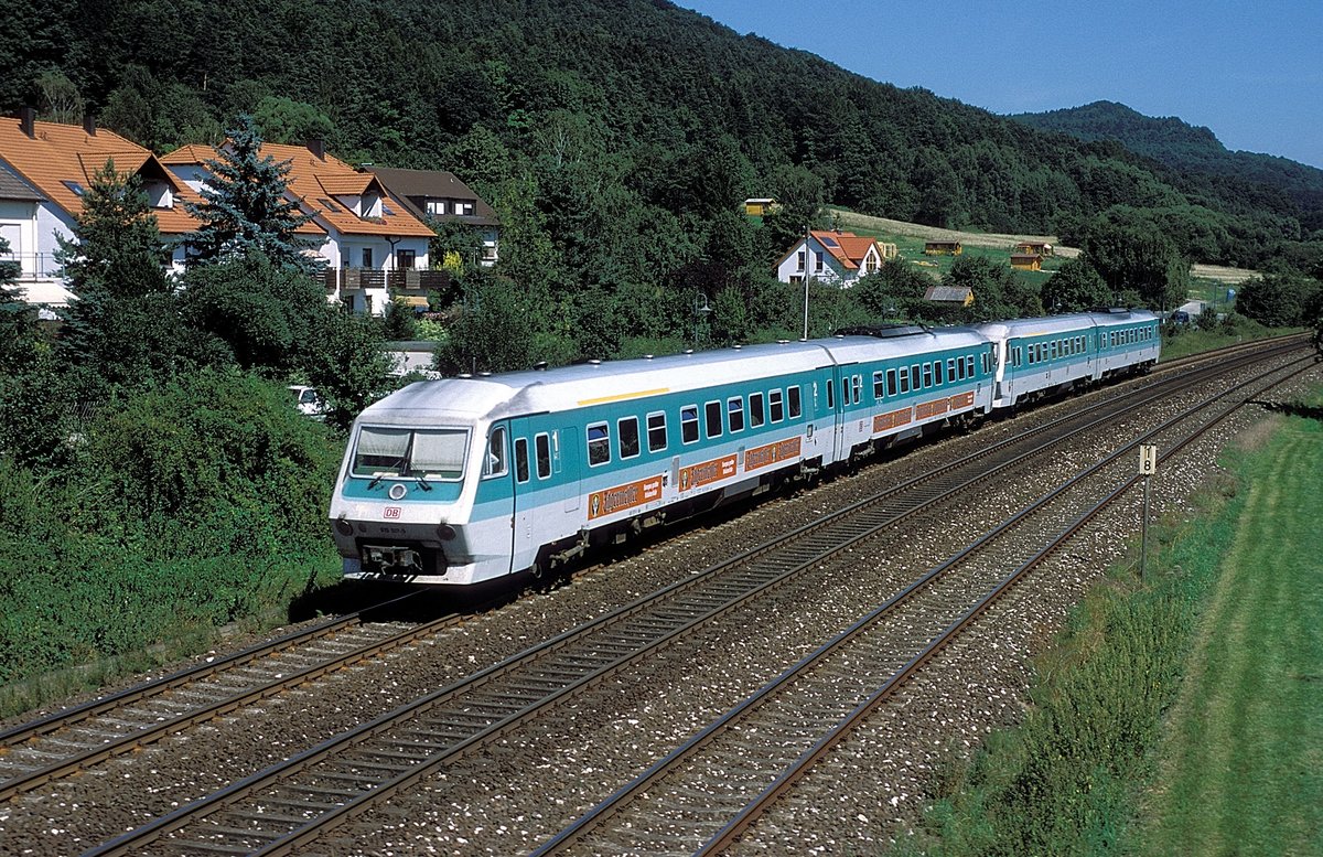 610 517 + 610 018 Hersbruck 08.08.98 - Bahnbilder.de