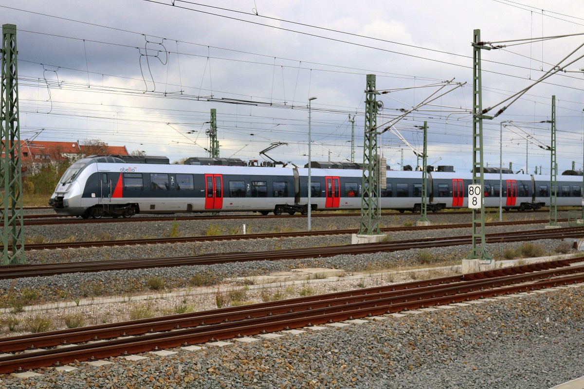 9442 306-8 (Bombardier Talent 2) von Abellio Rail Mitteldeutschland als RE 74507 (RE17) von ...