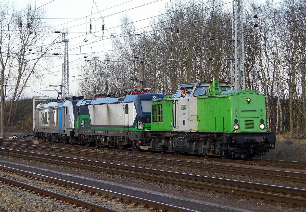 Am 10.01.2018 Rangierfahrt von der 202 287-9 und die 187 009-6 und die 193 285-4 von der SETG in ...