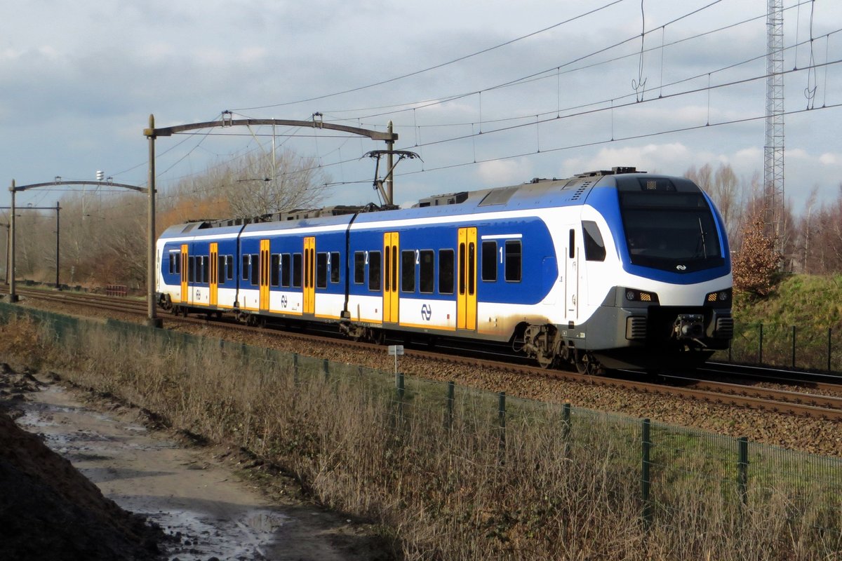 Am 24 Jänner 2021 passiert NS 2224 Tilburg-Reeshof - Bahnbilder.de