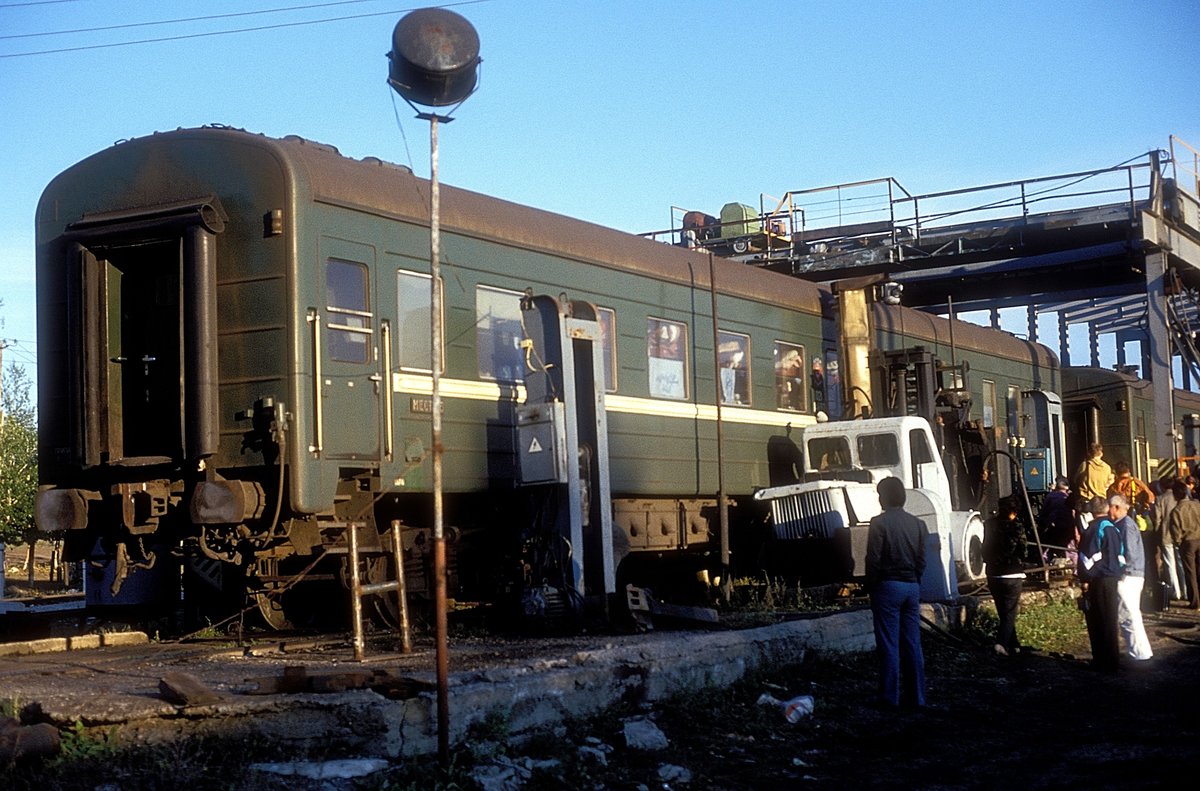 Bahnhof Zabaikalsk Umspuranlage 11.09.91 - Bahnbilder.de
