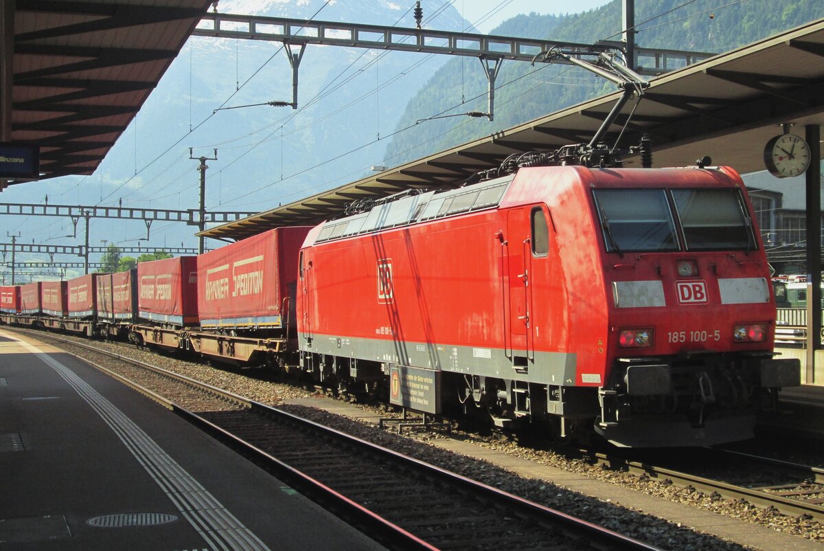 DB 2442 223 der Werdenfelsbahn am 05.03.2014 in Innsbruck - Bahnbilder.de