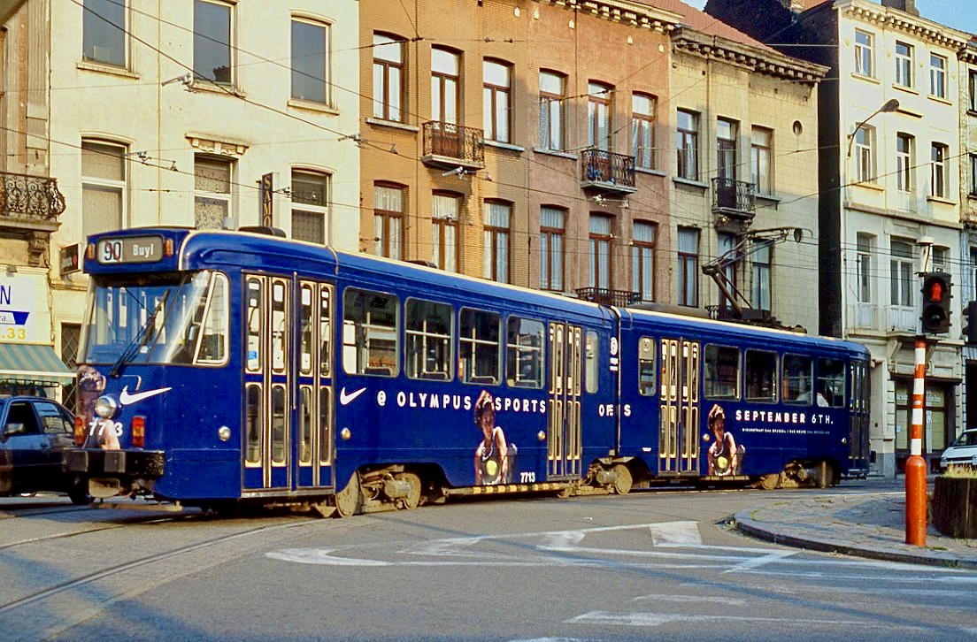 BN | PCC series 7700 | Gelenktriebwagen Fotos - Bahnbilder.de