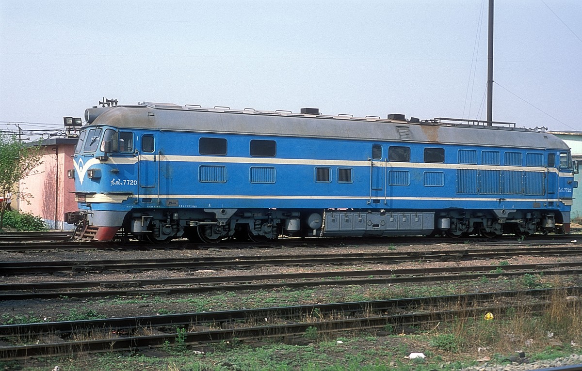 DF4B Dōngfēng Fotos - Bahnbilder.de