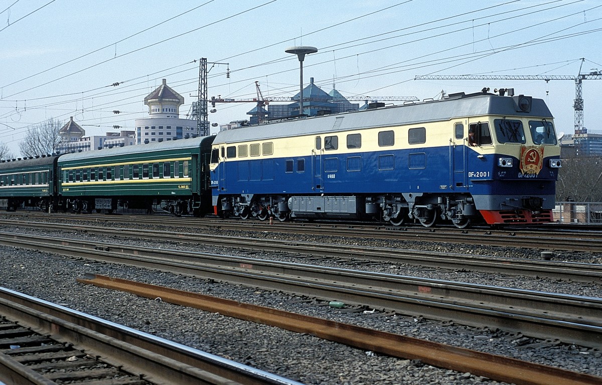 DF4D · DF4DK Dōngfēng Fotos - Bahnbilder.de