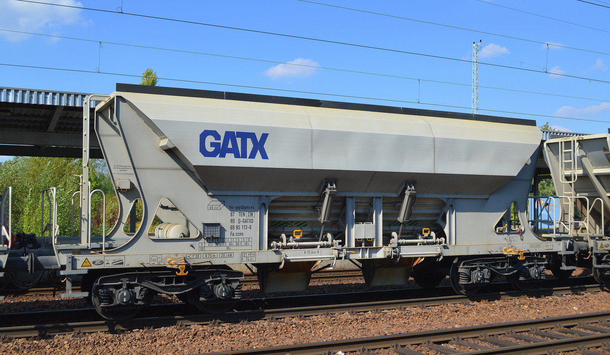 Drehgestell-Schüttgutwagen mit dosierbarer Schwerkraftentladung vom Einsteller Gatx Rail Germany ...