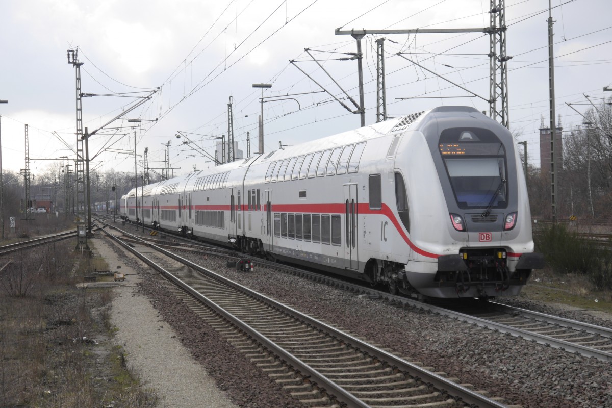 IC 2038 Leipzig - Emden fährt aus Braunschweig Hbf aus - Bahnbilder.de