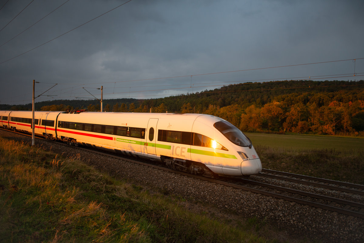 Da ICE 627 zu spät war, wurde 425 047 von 403 031 am 15.07.2016 in ...