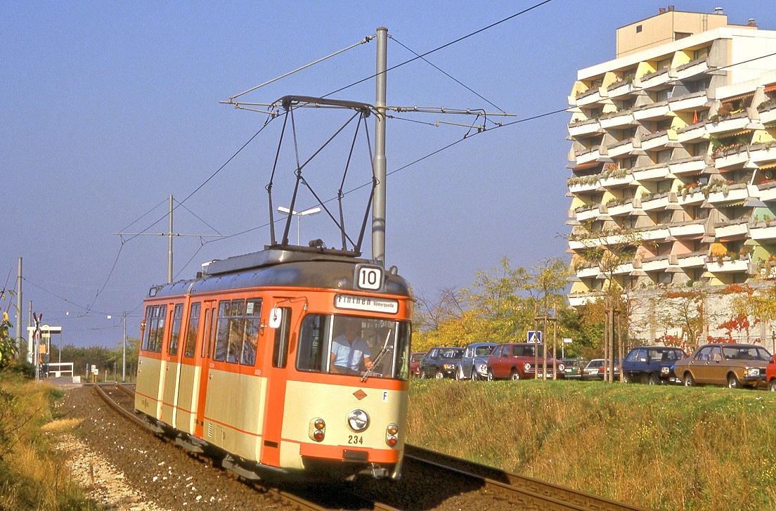 Mainz 234, Finthen, 28.09.1986. - Bahnbilder.de