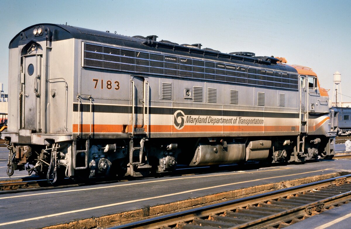 MDOT-Lokomotive 7183 von EMD (Typ F9PH) Washington 1984 - Bahnbilder.de