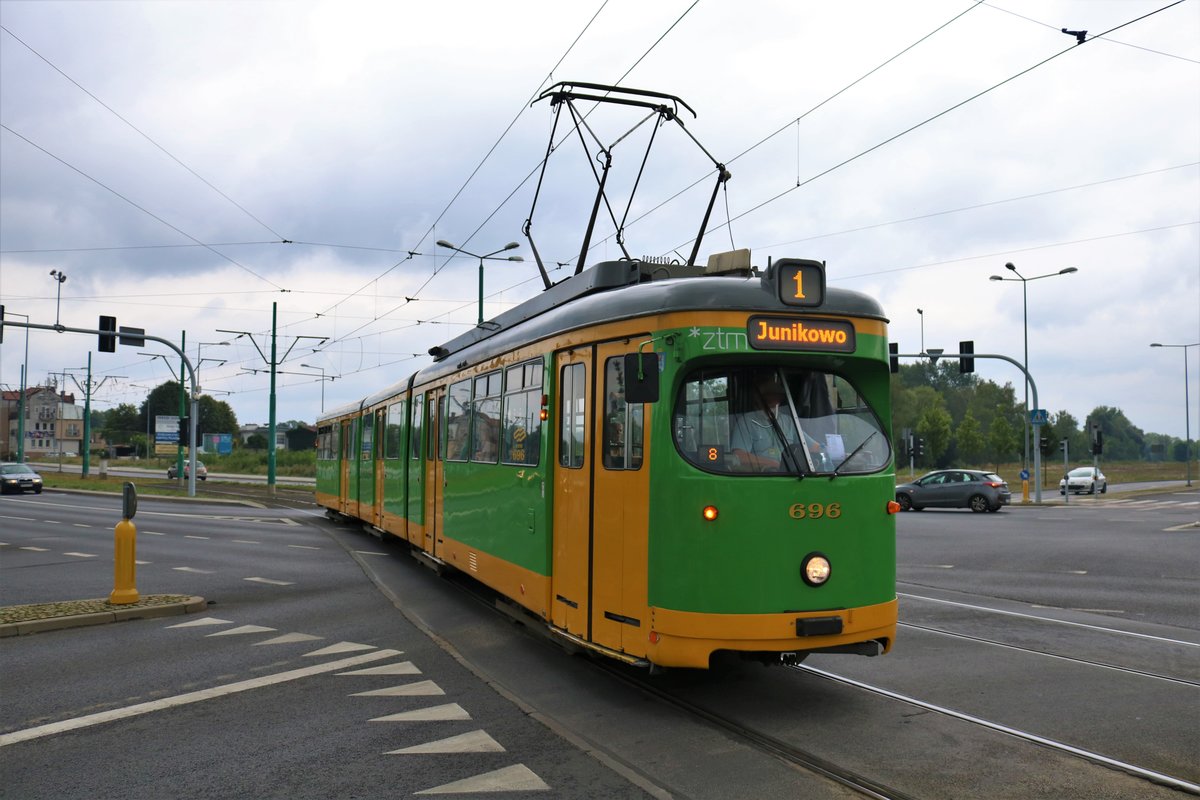 MPK Poznan Düwag GT8 Wagen 696 (ex Düsseldorf) am 19.07.18 in Posen (Polen) - Bahnbilder.de