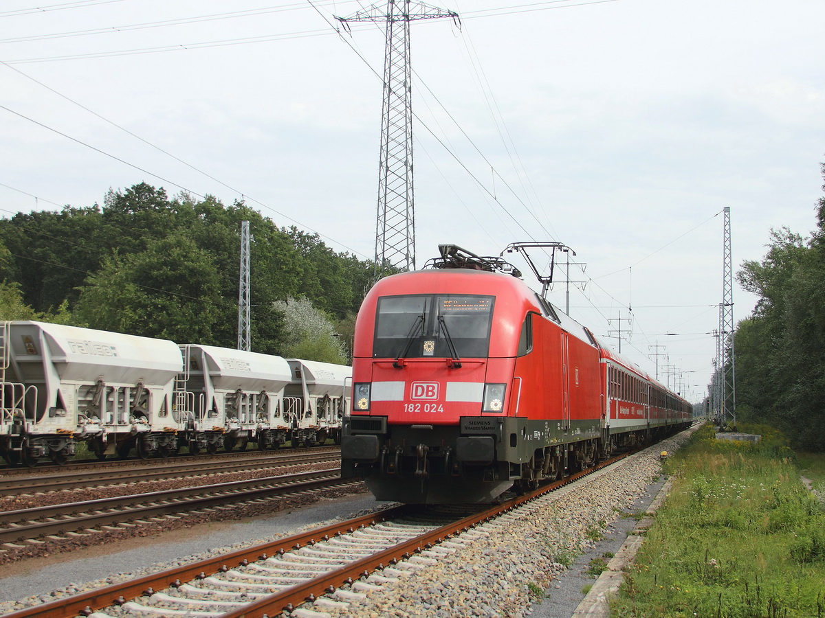 Noch nicht auf dem südlichen Berliner Außenring bei Diedersdorf gesehen, einen IRE nach Hamburg ...