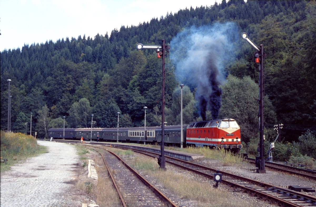 564 (Coburg–) Sonneberg – Lauscha – Ernstthal (–Neuhaus) Fotos - Bahnbilder.de
