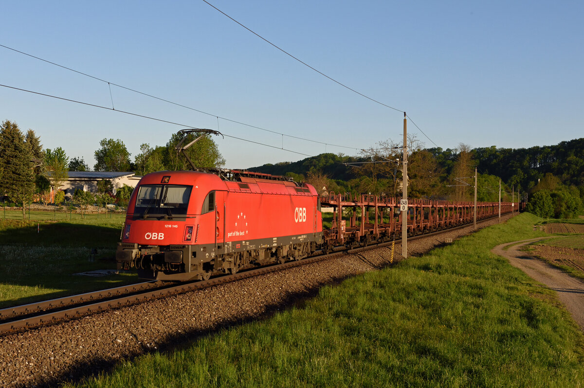 Nachschuss auf RABe 523 021 "La Veveyse" und RABe 523 ??? (Stadler ...