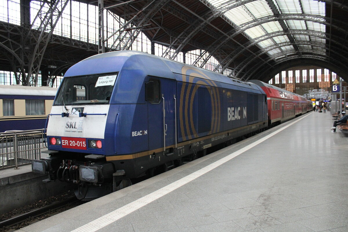 SKL ER 20-015 (92 80 1223 015-9 D-BRLL) im Einsatz für WFL, mit dem RE 74175 aus Chemnitz Hbf ...