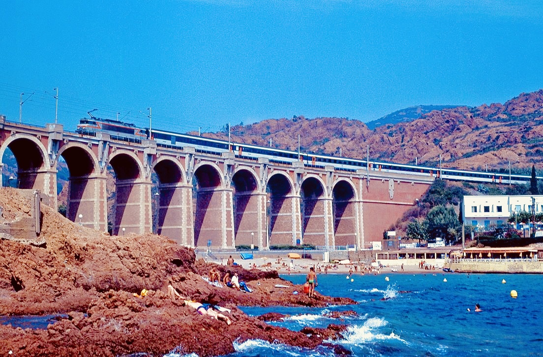SNCF BB22274, Anthéor Plage, 6638, 28.08.1992. - Bahnbilder.de
