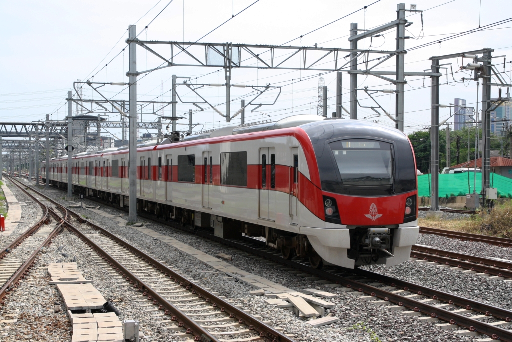 Hitachi AT100 Fotos - Bahnbilder.de