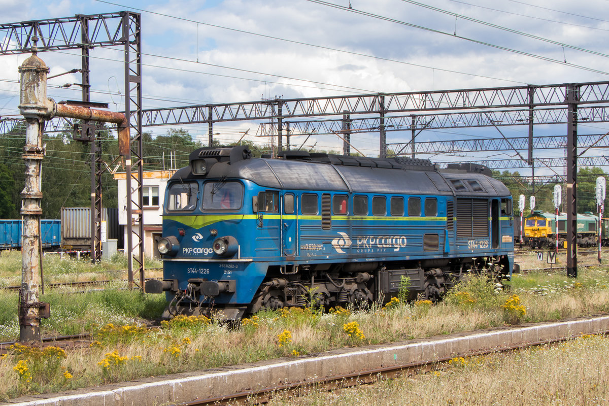 Baureihe ST44 · M62 3 630 'Gagarin' Fotos - Bahnbilder.de