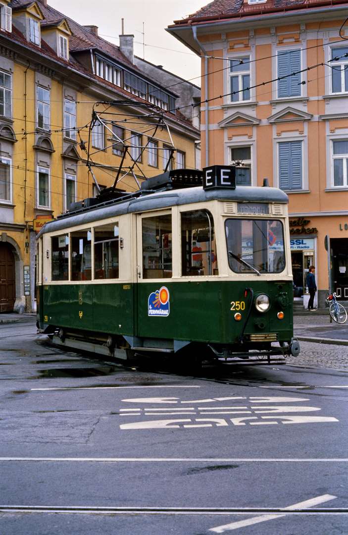 Straßenbahn Graz Linien AG ·GVB· Fotos (9) - Bahnbilder.de
