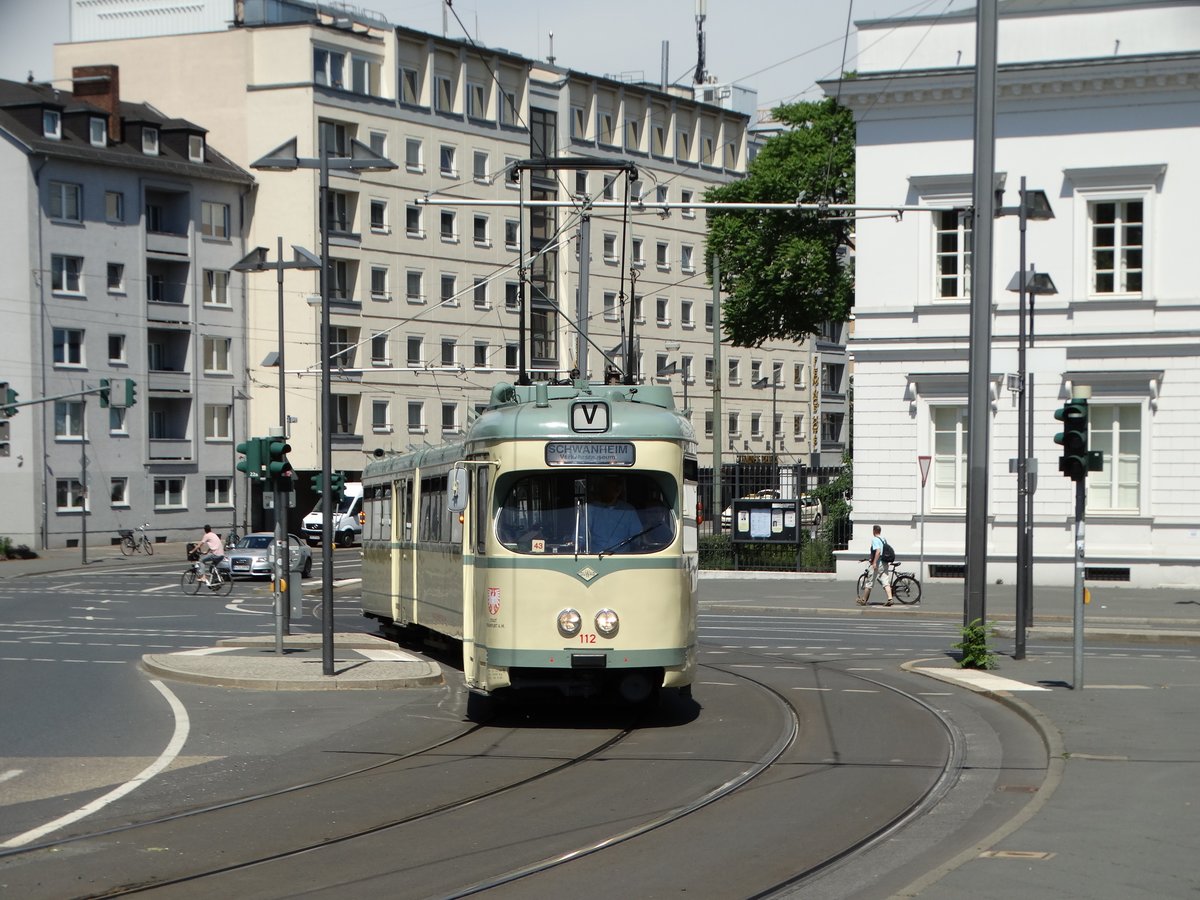 VGF Düwag N-Wagen 112 am 28.05.17 in Frankfurt am Main - Bahnbilder.de