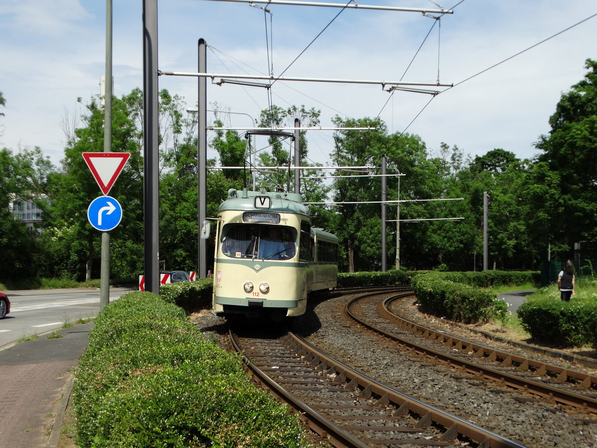 VGF Düwag N-Wagen 112 am 28.05.17 in Frankfurt am Main - Bahnbilder.de