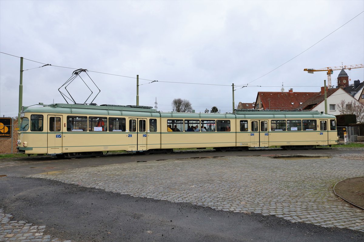 VGF Düwag O Wagen 111 am 16.03.19 bei einer Sonderfahrt in Frankfurt am Main Nied Kirche ...