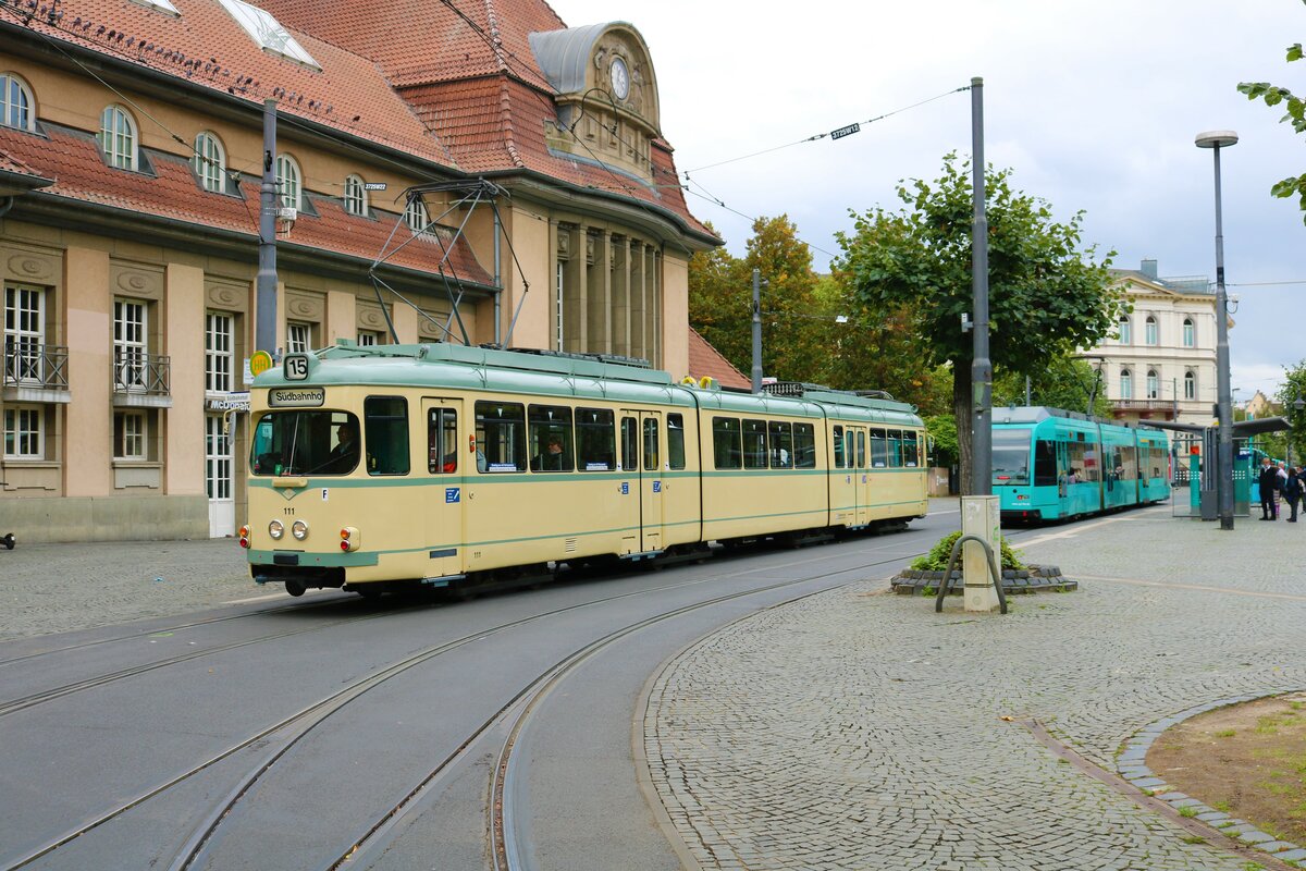 VGF Düwag O Wagen 111 am 18.09.22 bei einer HSF Sonderfahrt in Frankfurt am Main - Bahnbilder.de