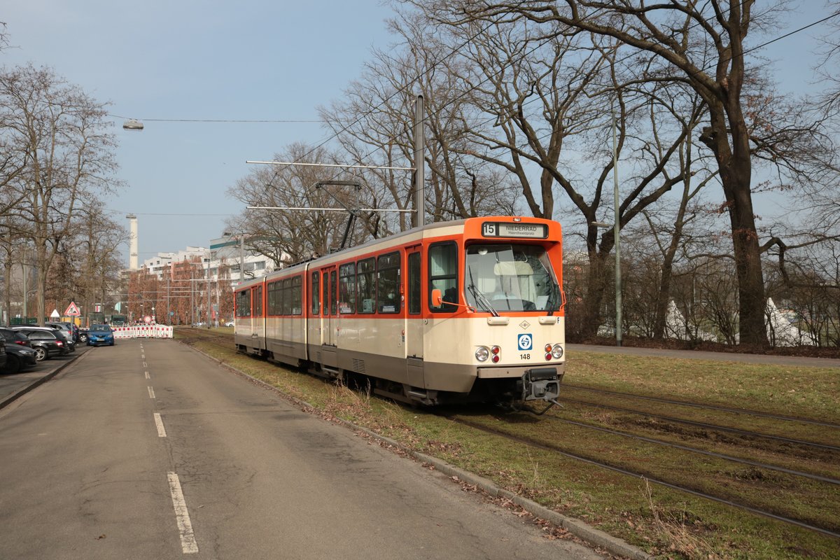 VGF Düwag Pt Wagen 148 am 22.02.21 in Frankfurt am Main - Bahnbilder.de