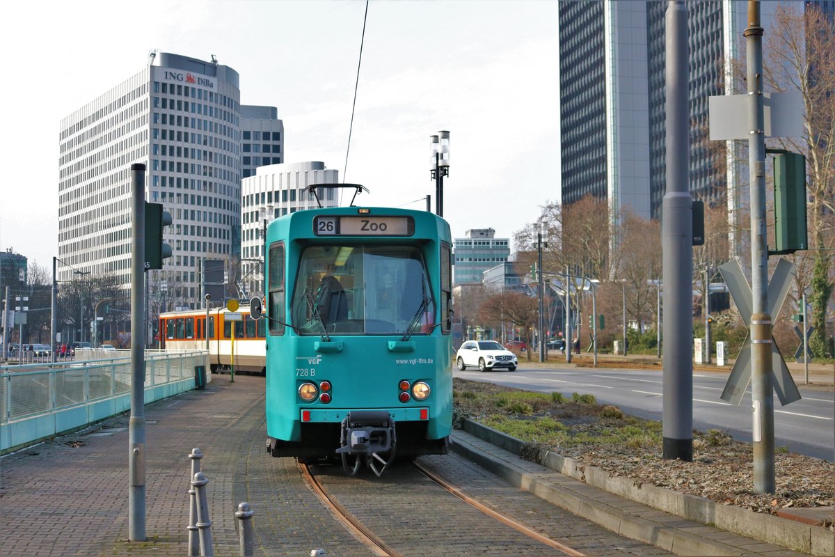 VGF Düwag Pt Wagen 728 am 04.03.18 in Frankfurt am Main Messeschleife bei einer Sonderfahrt ...