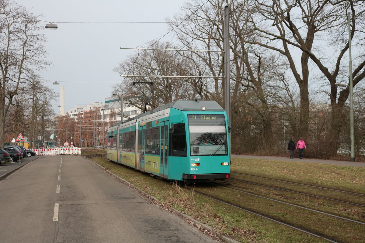 VGF Düwag R Wagen 004 am 22.02.21 in Frankfurt am Main - Bahnbilder.de